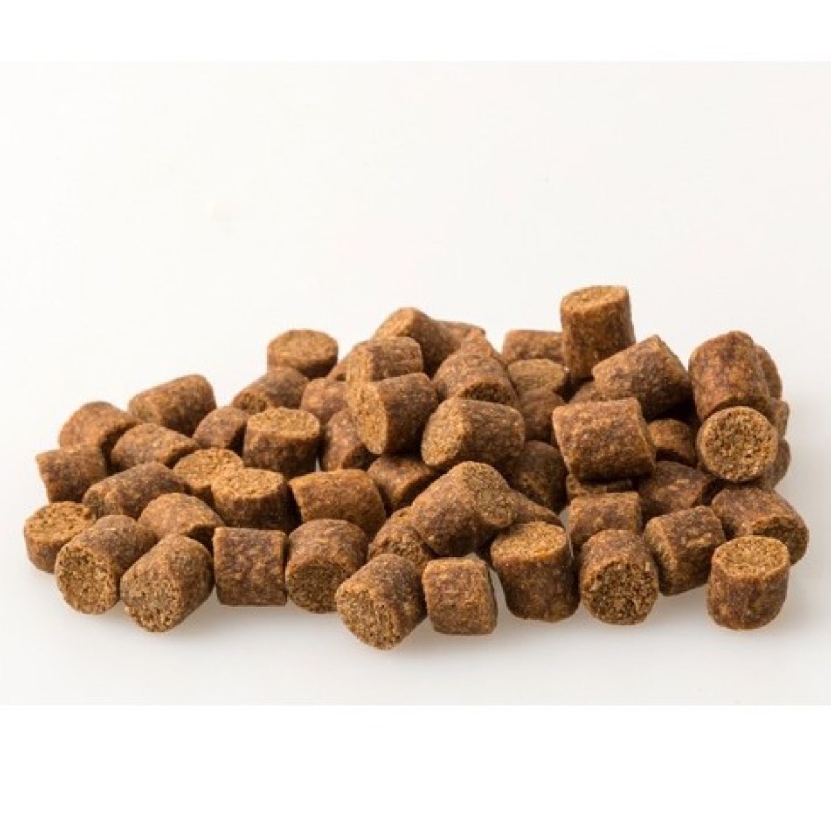 Skretting pellets store